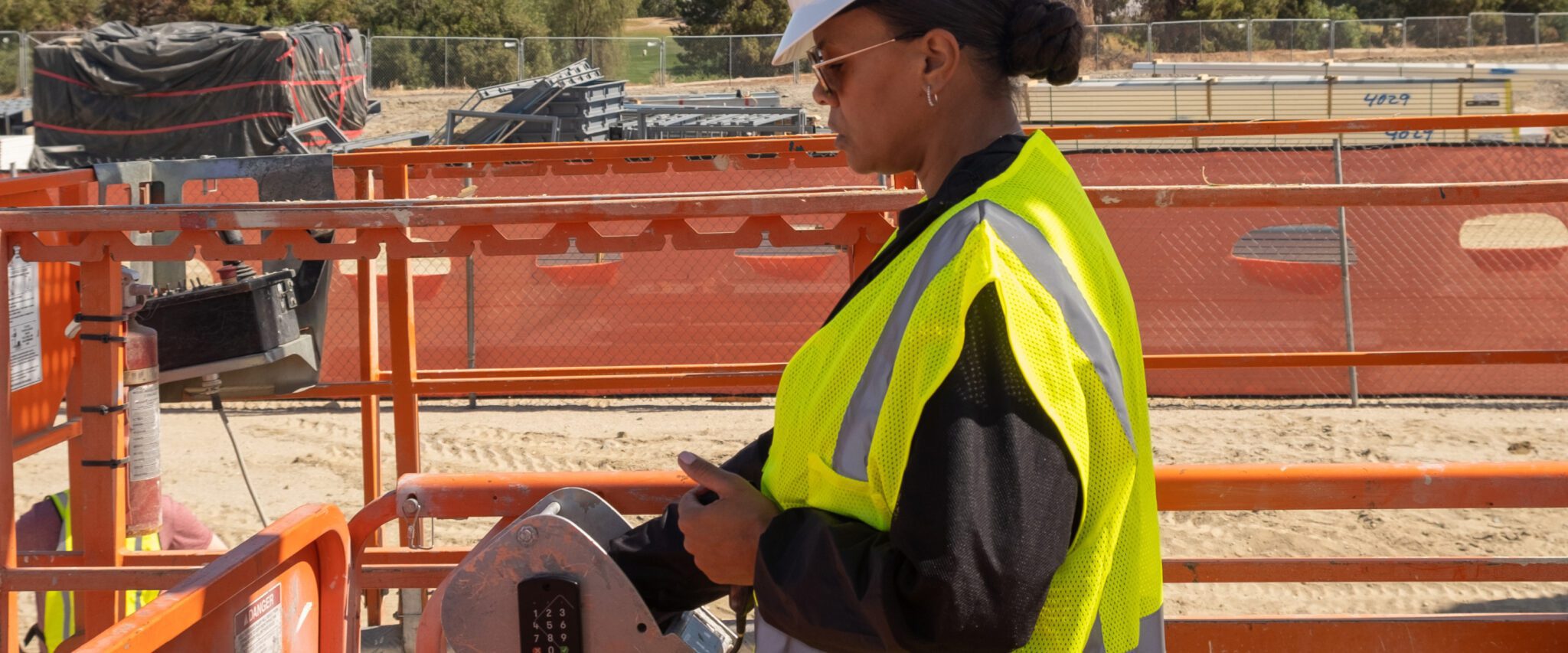 Enabling Full Fleet Connectivity with Trackunit Raw