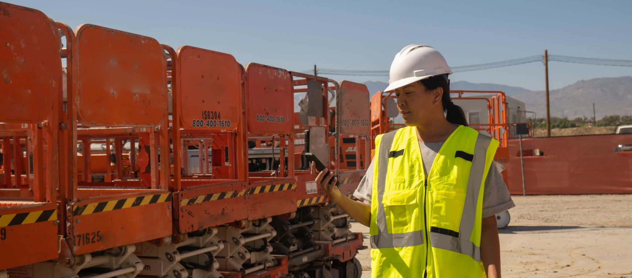 Empowering Non-Powered Equipment | Trackunit Spot