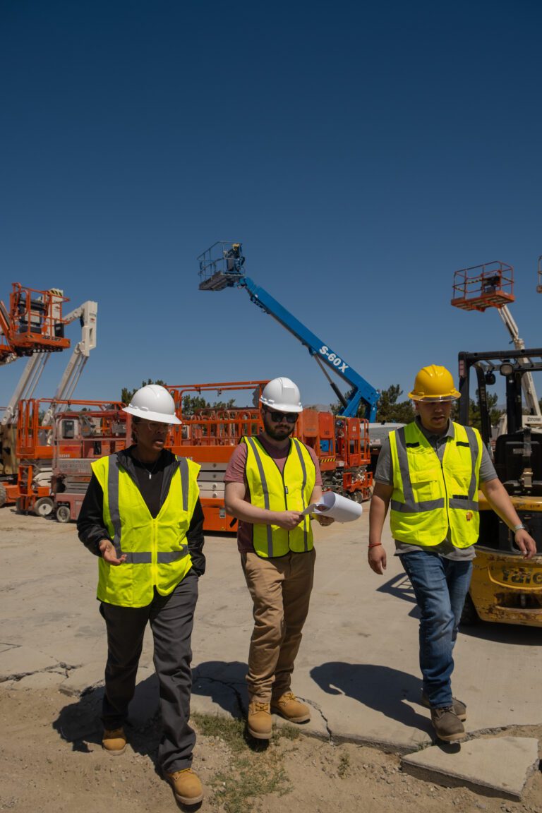 Unlock On-Site Connectivity | Trackunit Beam